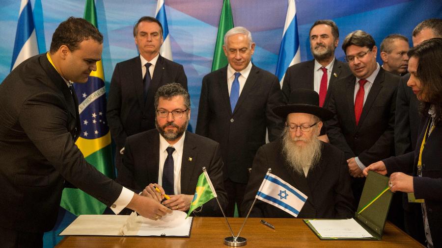 Em meio à guerra, Congresso promulga acordo aéreo com Israel Em meio à guerra, Congresso promulga acordo aéreo com Israel