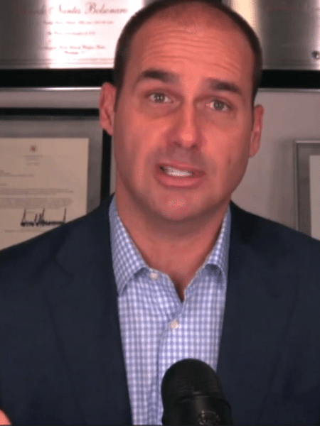 Eduardo Bolsonaro fez o Zelle