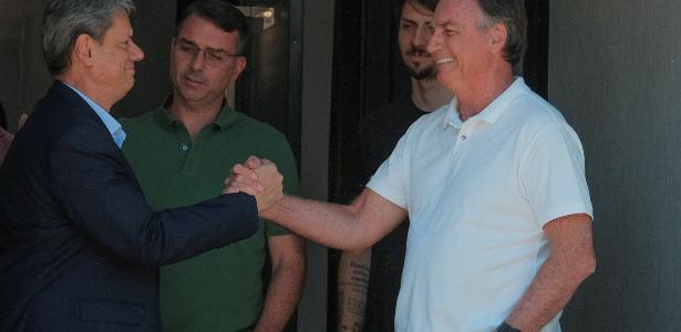 Sakamoto: Flávio tira doce da boca de Tarcísio na eleição e quer apoio