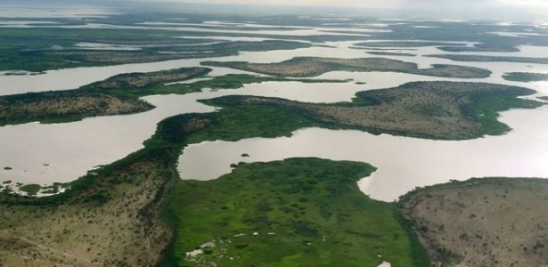 Por que um dos maiores lagos do mundo já perdeu 90% de sua água em 4 ...