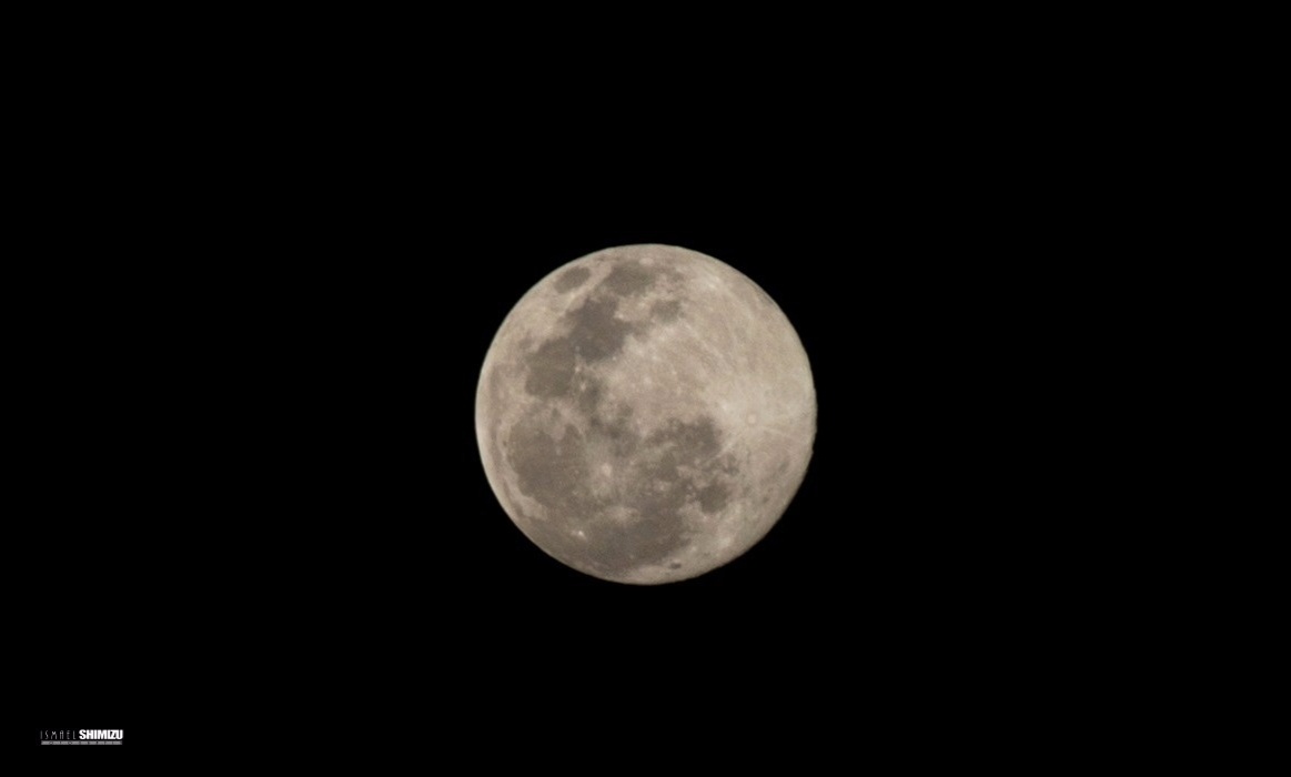 Fotos: Fenômeno da "lua azul" ilumina o céu pelo mundo - 31/07/2015 ...