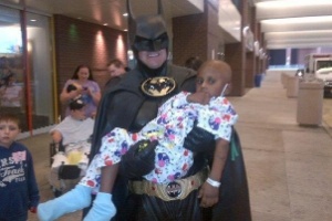 Batman que entregava brinquedos em hospitais morre em acidente nos EUA ...