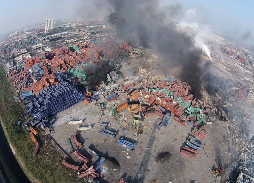 Fotos: Forte explosão deixa diversos feridos em Tianjin, na China - 12 ...