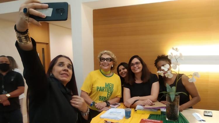 Eleições 2020: Crivella lança campanha apelando ao bolsonarismo