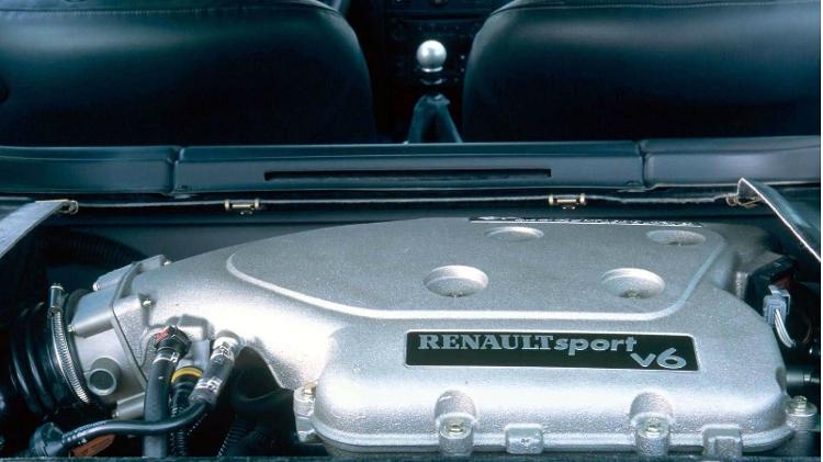 História do Renault Clio V6