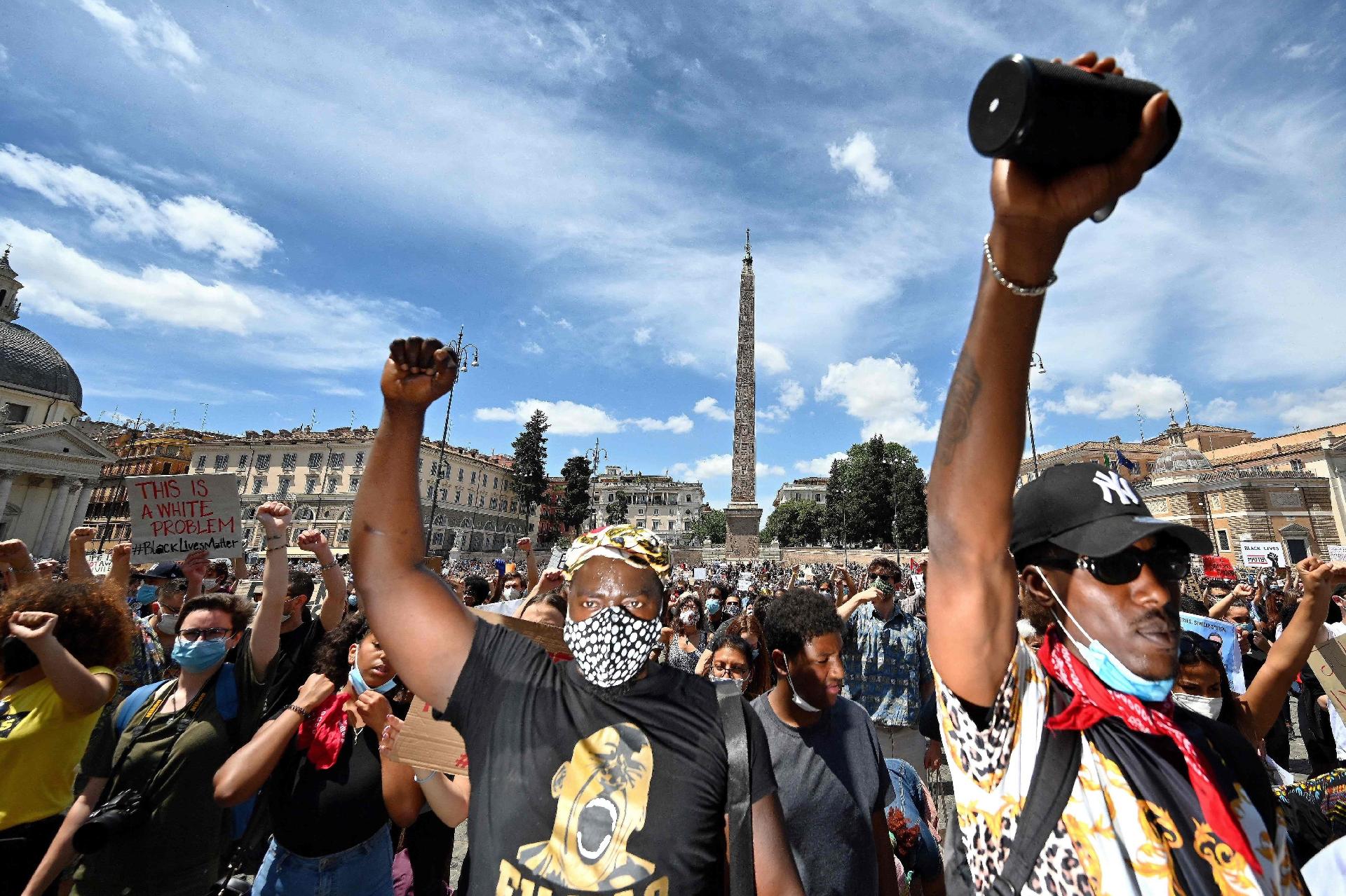Fotos: Mundo tem novo dia de protestos contra o racismo; veja imagens ...