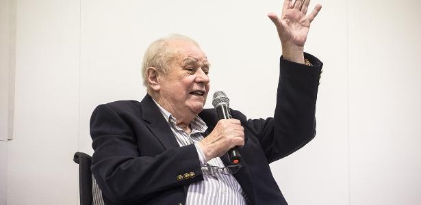 Rogério Cezar de Cerqueira Leite morre aos 93 anos