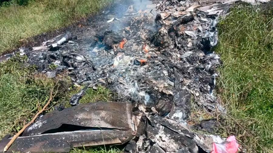 Queda de avião de pequeno porte deixa dois mortos no interior do RJ