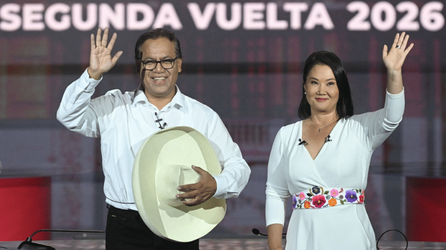 Eleições no Peru seguem indefinidas, e Keiko lidera por menos de 1 ponto