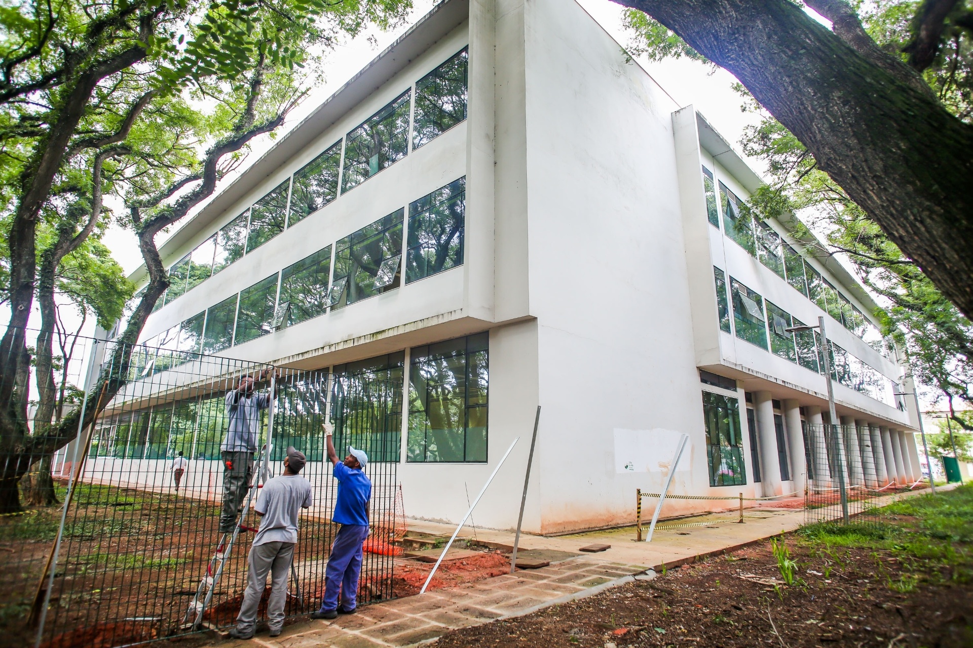 Fotos: Em crise, USP gasta R$ 631 mil em reformas no prédio da reitoria ...