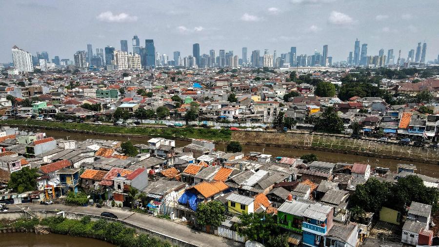 Muro gigante e nova capital: Indonésia tenta evitar que Jacarta desapareça