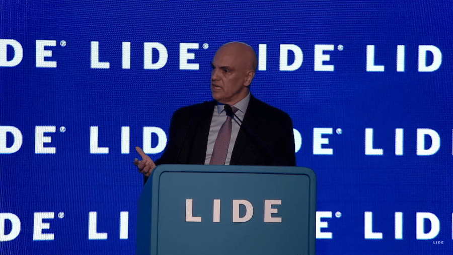 O juiz que não resiste à pressão que mude de profissão, afirma Moraes