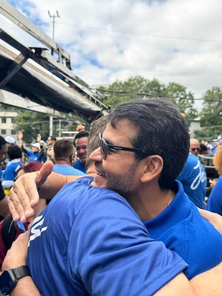 Messias reage a Flávio na Marcha pra Jesus: 'Não vim fazer uso político'