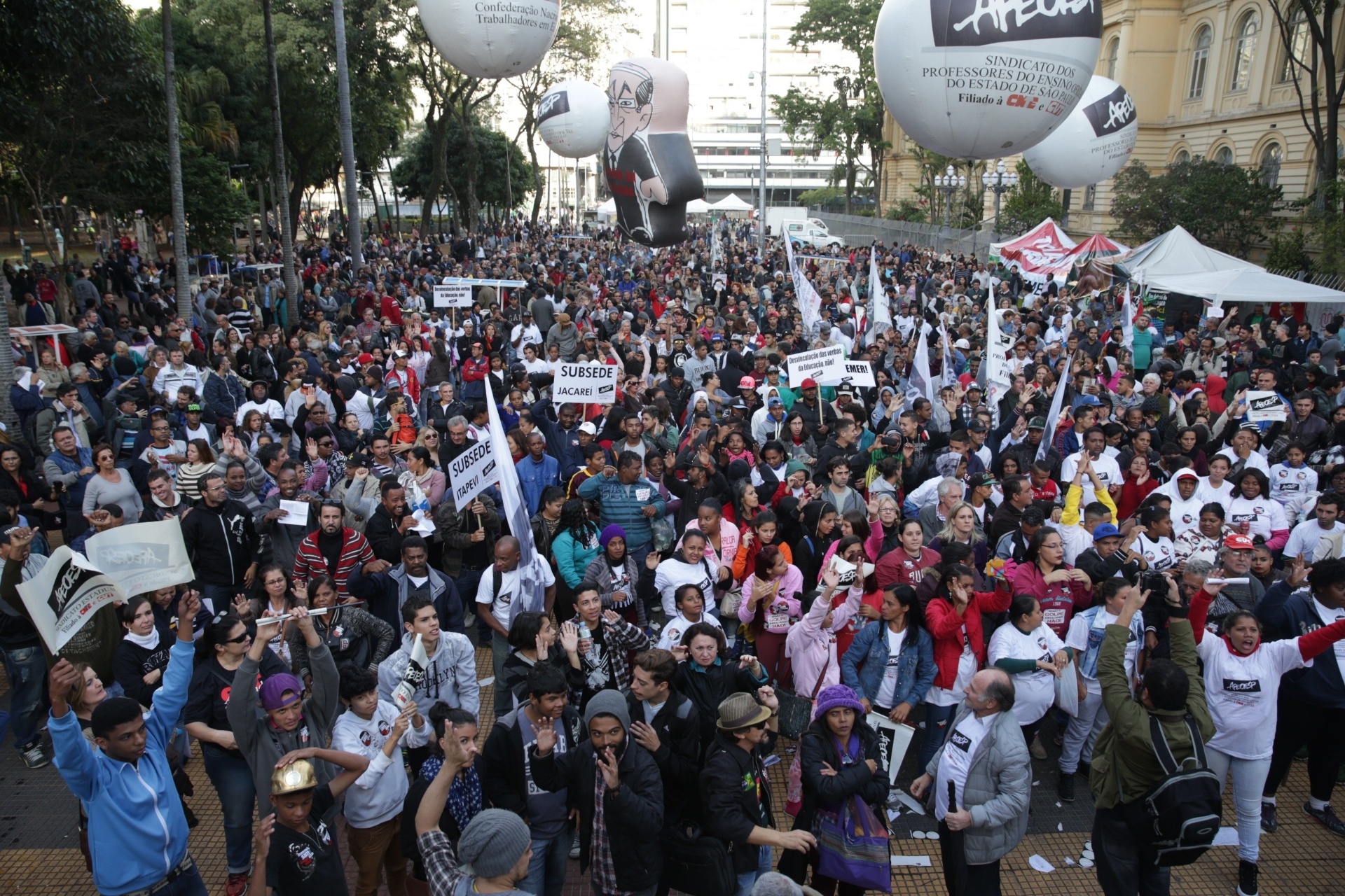 Fotos: Professores da rede estadual fazem protesto em São Paulo - 24/05 ...
