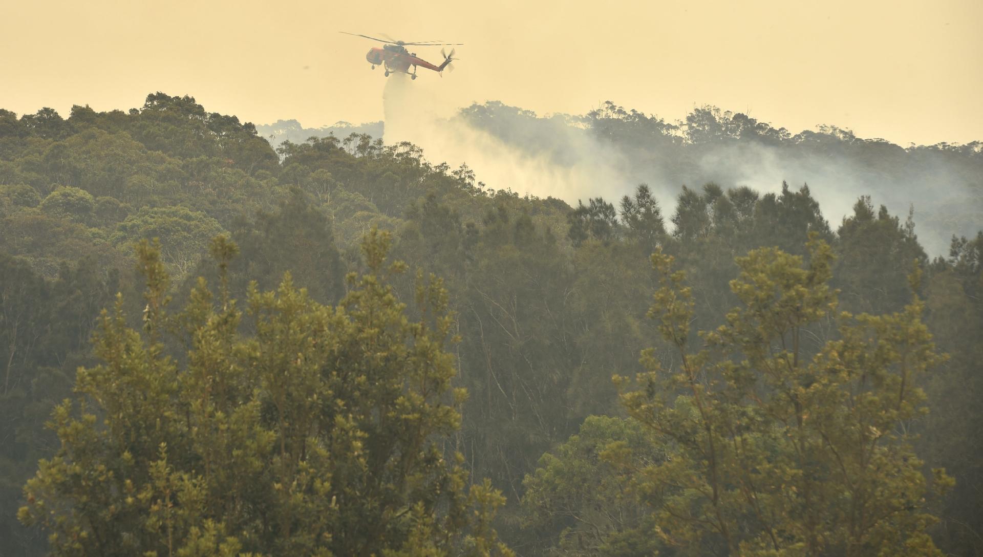 Céu fica "vermelho" em cidades da Austrália devido aos incêndios ...