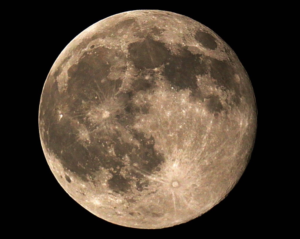 Fotos: Fenômeno da "lua azul" ilumina o céu pelo mundo - 31/07/2015 ...