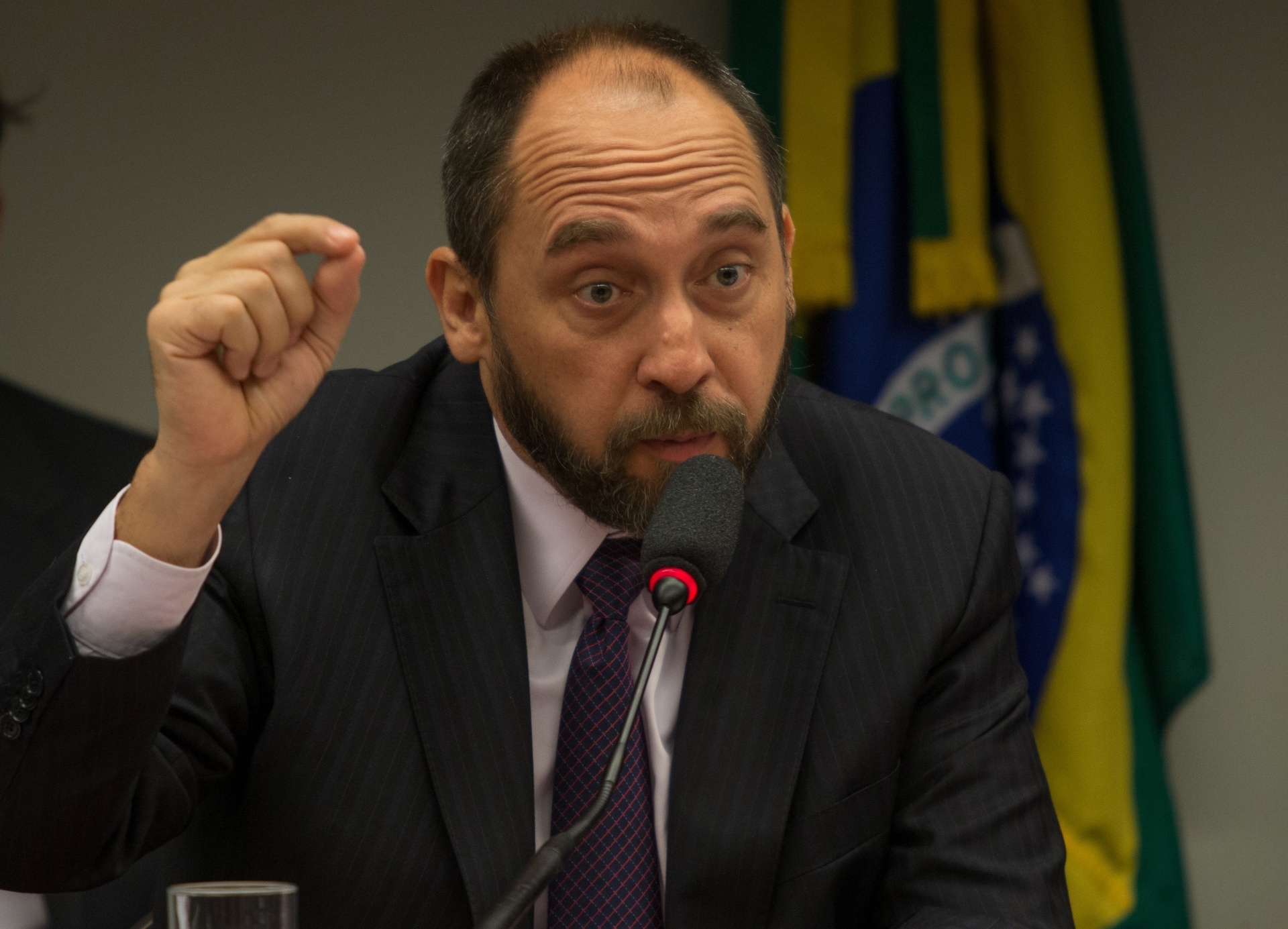 Youssef e deputado aliado de Cunha que o estaria ameaçando batem boca ...