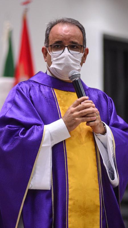 Medidas restritivas mudam celebrações da Páscoa e de São Jorge