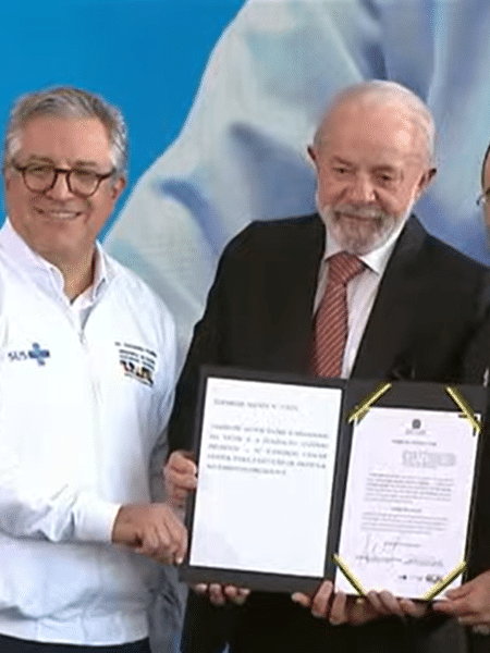 'Melhor, impossível', diz Lula sobre sua saúde após vertigem