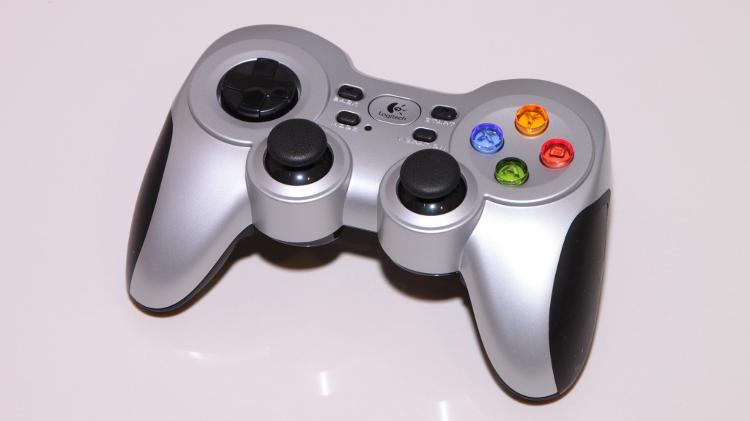 Submarino desaparecido era operado por controle barato de videogame