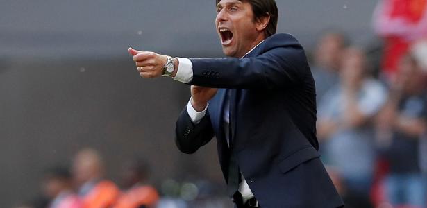 Jornal: Conte quer quase R$ 160 milhões por ano para fechar com PSG
