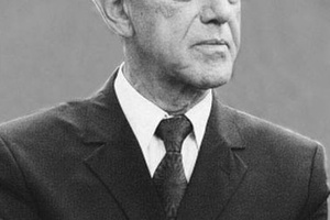 Morre Gaston Glock, inventor da pistola revolucionária, aos 94 anos