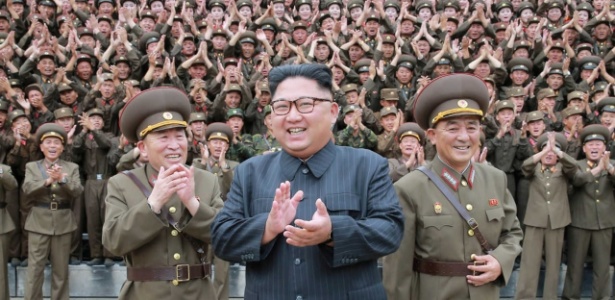 Fotos: Idade secreta, passaporte brasileiro, homem-foguete: quem é o ...