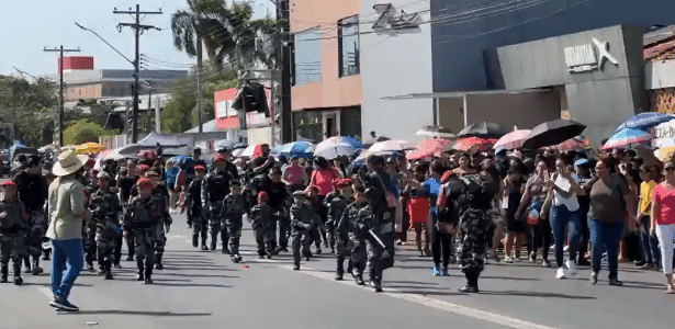 7 de Setembro: crianças desfilam com fardas do Bope em Roraima