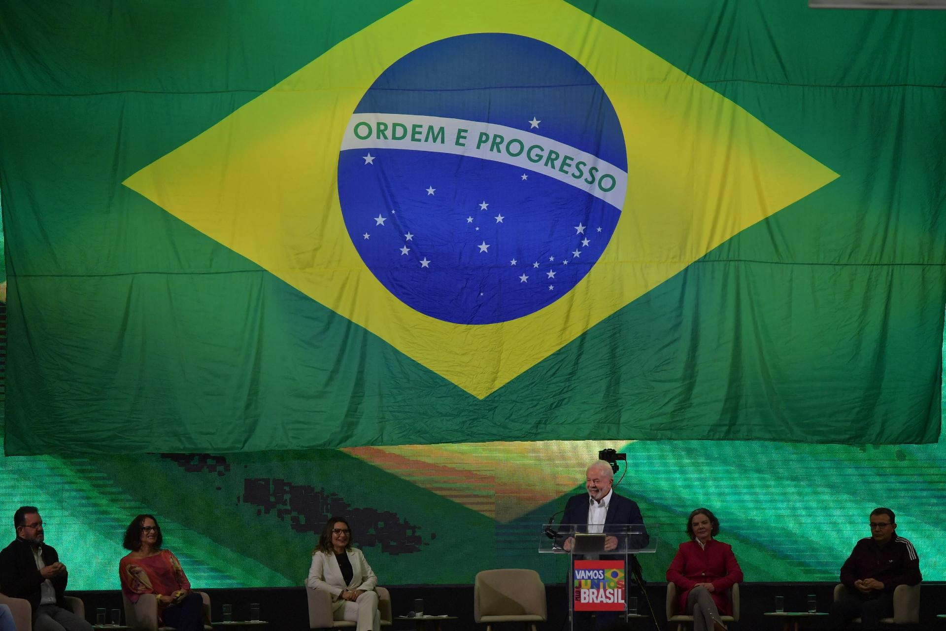 Fotos: Lula lança pré-candidatura a presidente na eleição de 2022 - 07 ...