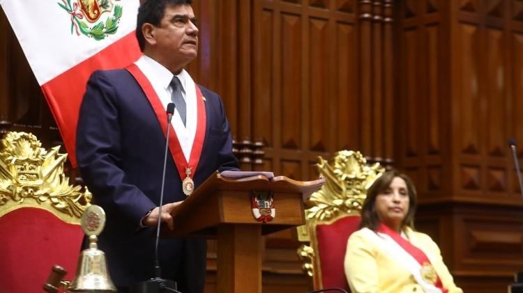 Peru: Vice assume presidência após impeachment de Castillo
