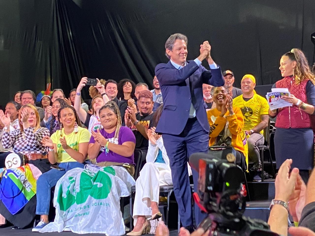 Fotos: Lula lança pré-candidatura a presidente na eleição de 2022 - 07 ...