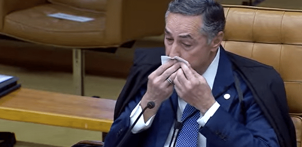 Barroso passa mal e vai para hospital em Brasília