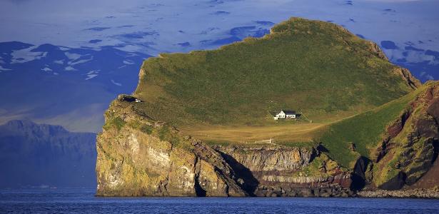 Como é a casa mais isolada do mundo, localizada em ilha da Islândia