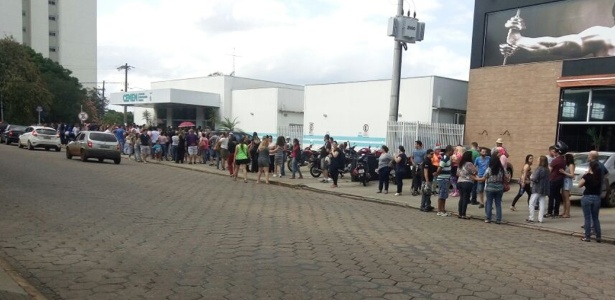 Pedido de garota com leucemia faz 1,6 mil pessoas formarem fila para ...