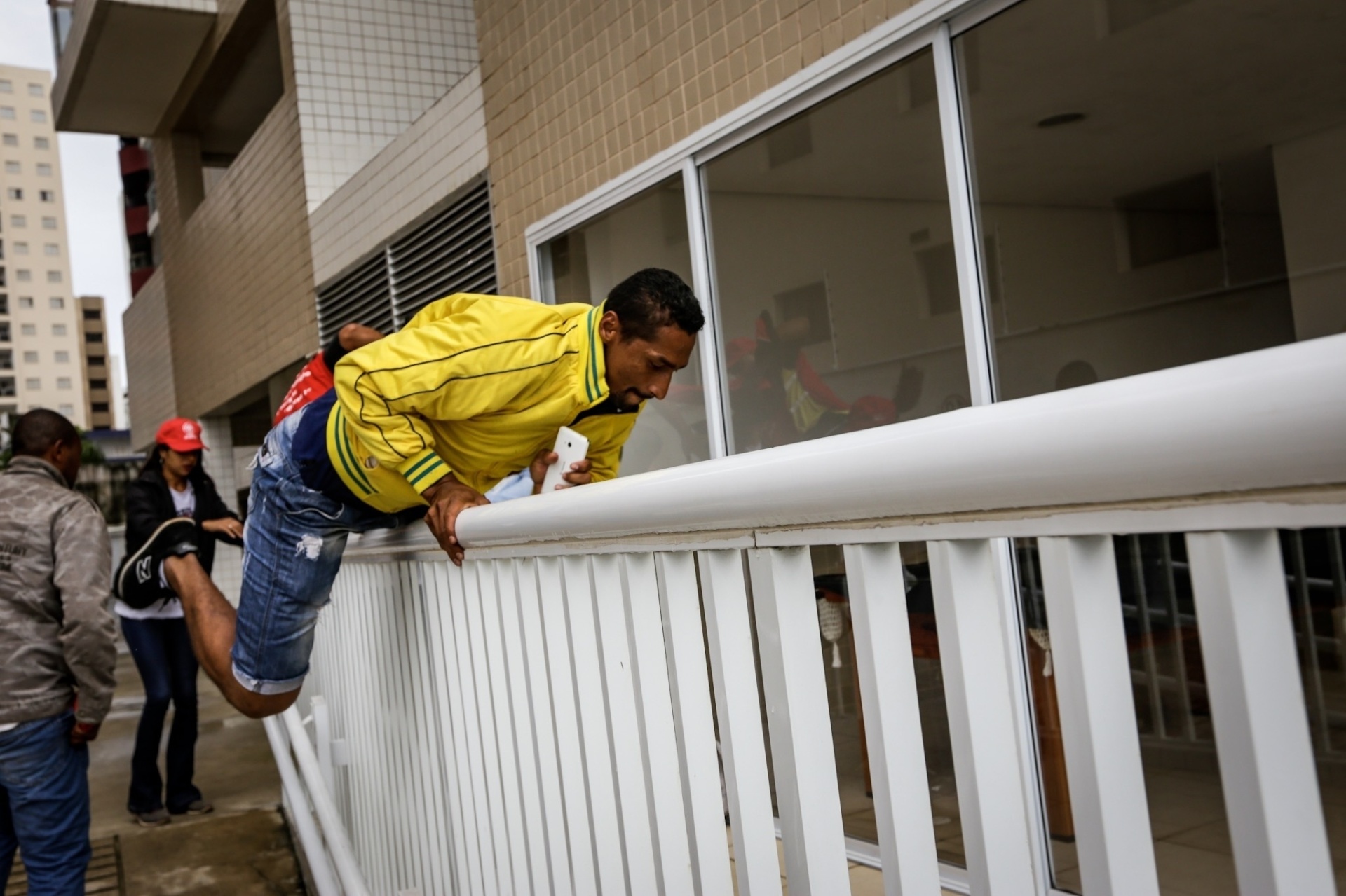 PF abre investigação sobre invasão de tríplex atribuído a Lula - 18/04 ...