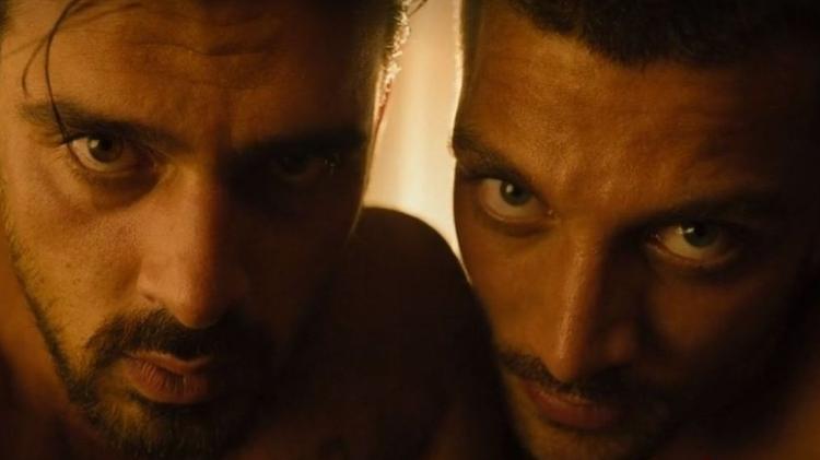 Michele Morrone, de 365 dias, gravou 20 vezes cenas de beijo em ator