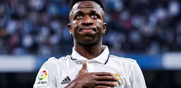 Mauro Cezar: Vinicius Júnior virou um símbolo da luta contra o racismo Mauro Cezar: Vinicius Júnior virou um símbolo da luta contra o racismo