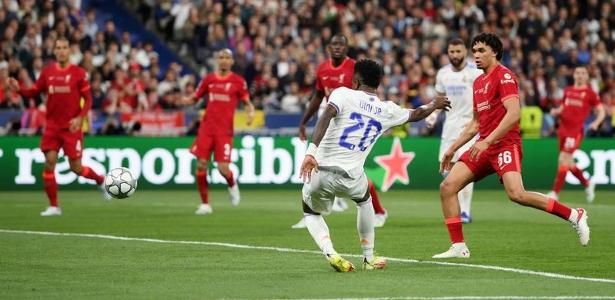 Vini Jr. ganha o mundo e amassa o Liverpool - 21/02/2023 - UOL Esporte