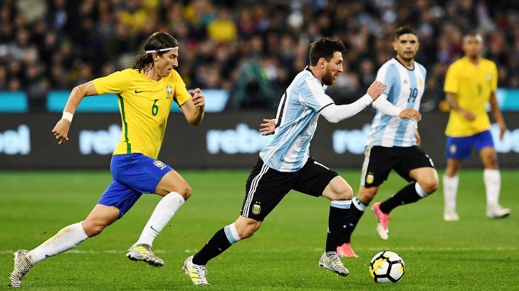 Messi encara Brasil pela 14ª vez: carrasco, freguês ou há equilíbrio?