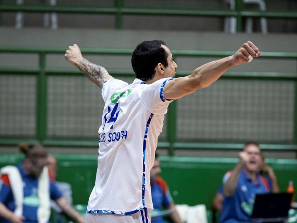 Douglas Souza se destaca no ataque e elogia temporada do Sada