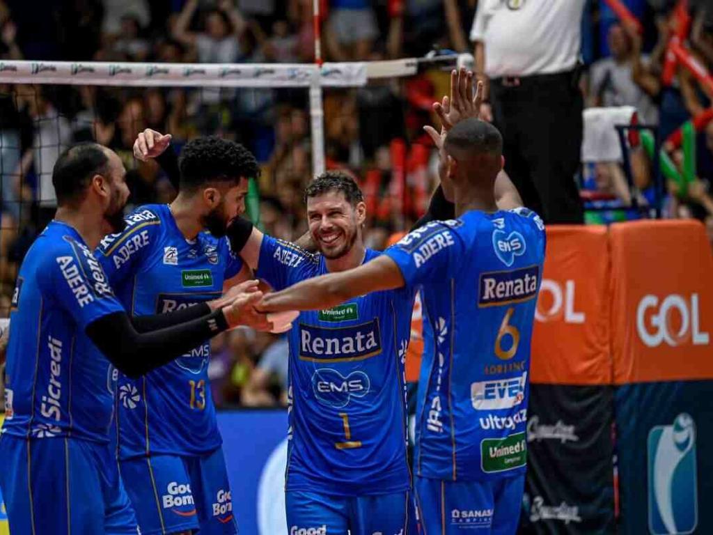 Vôlei Renata vira no Taquaral e avança à semifinal