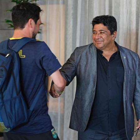 CBF segue acreditando em dupla de emissários para trazer Ancelotti