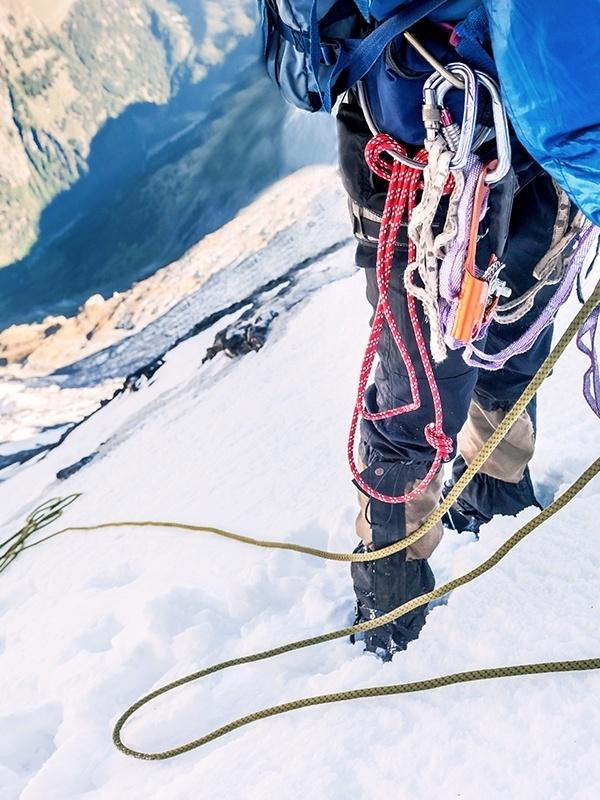 A conquista do Monte Everest | UOL Notícias