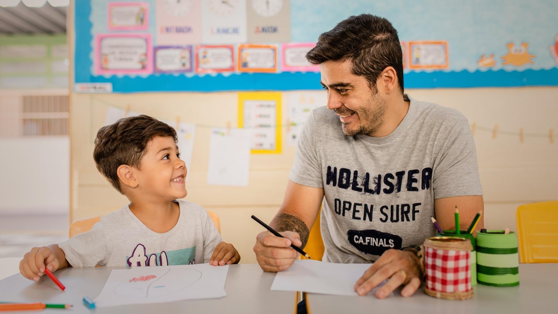 Ri Happy Os encantos do brincar