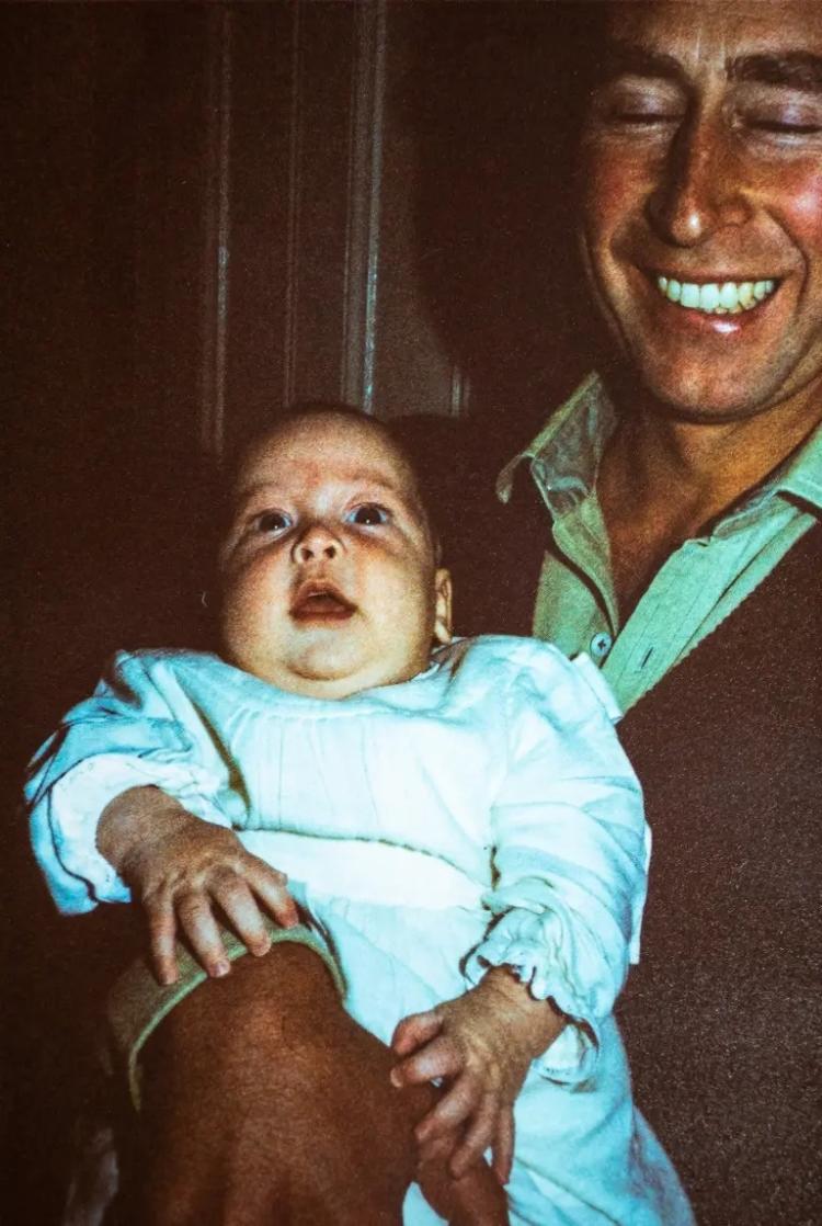 Fotos raras da princesa Diana e do bebê príncipe William vão a leilão ...