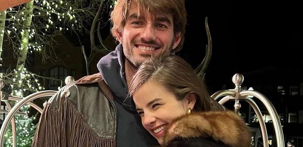 Giulia Be e Kennedy marcam casamento no Brasil e convidam Trump e Musk
