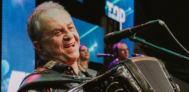 Flávio José: cantor que perdeu show para Gusttavo Lima é rei do xote
