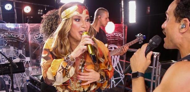 Claudia Leitte parou o seu show para dar uma bronca