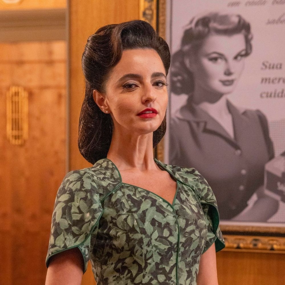 Elenco De Garota Morta