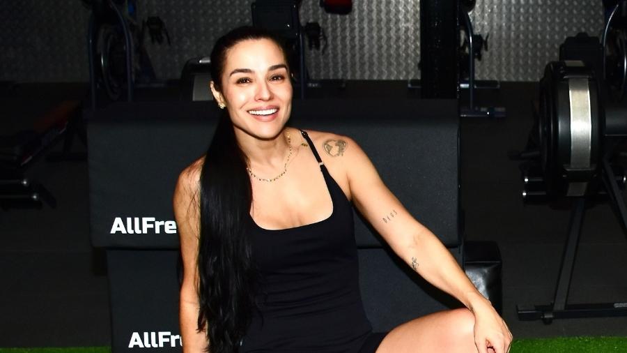 Ronaldinho Gaúcho: Mãe do filho do jogador vira influencer fitness